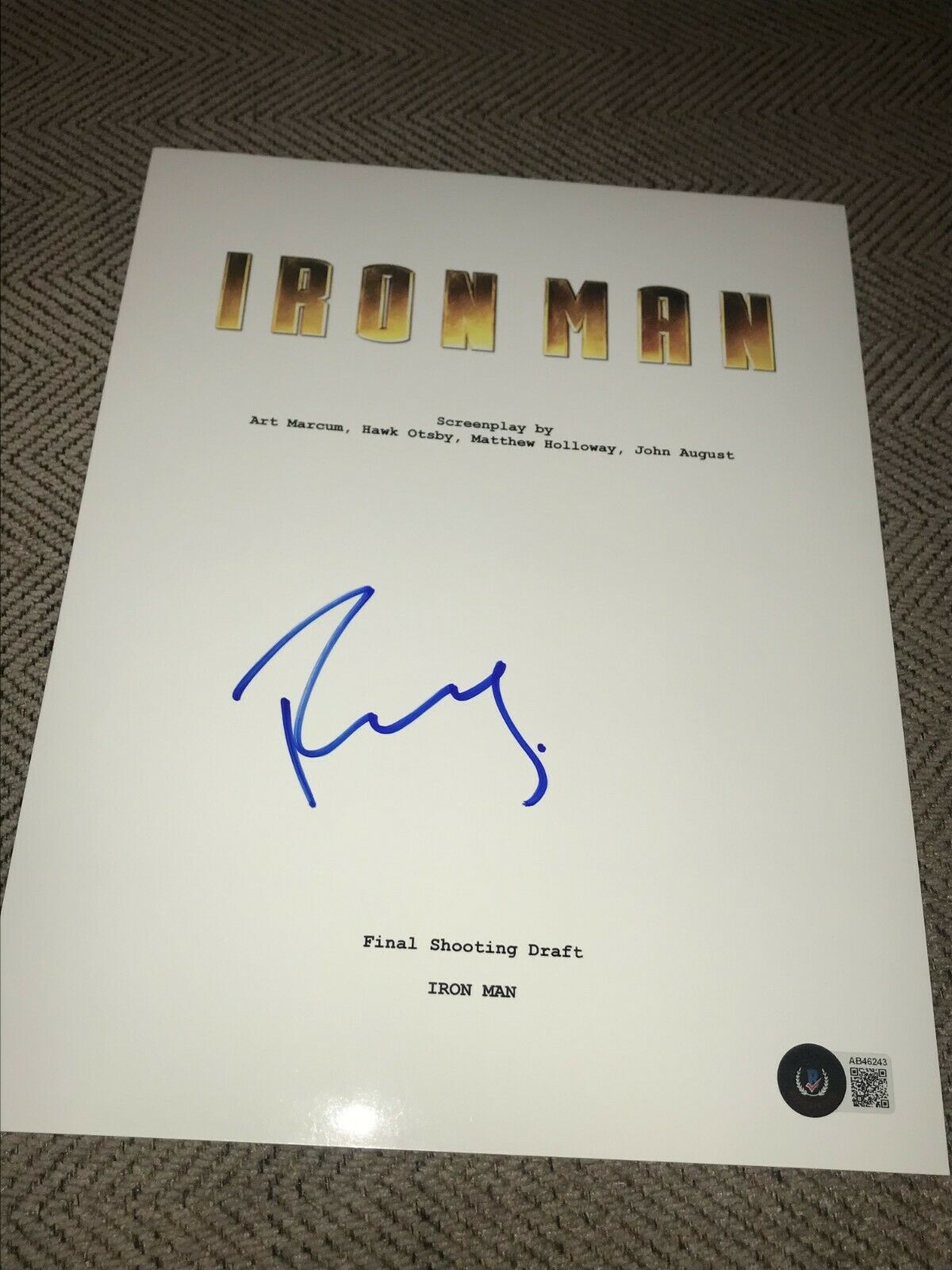 ROBERT DOWNEY JR SIGNED AUTOGRAPH MOVIE SCRIPT IRON MAN AVENGERS MARVEL ...