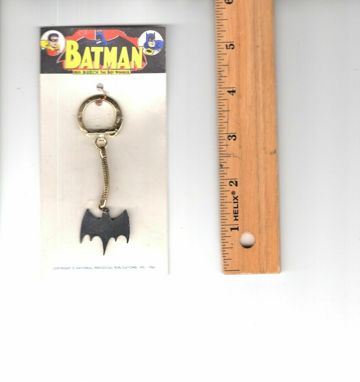 BATMAN VINTAGE KEYCHAIN FROM 1966 AWESOME+RARE VINTAGE ON ORIGINAL CARD ...