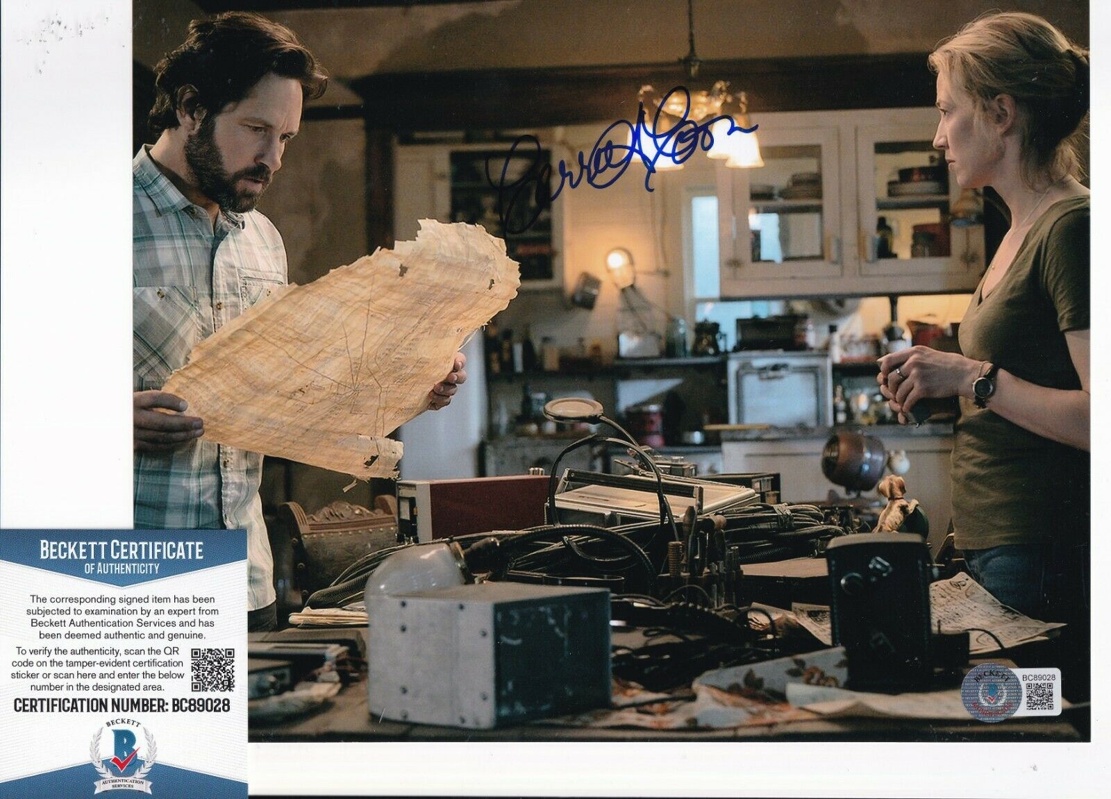 CARRIE COON signed (GHOSTBUSTERS AFTERLIFE) Movie 8X10 photo BECKETT ...