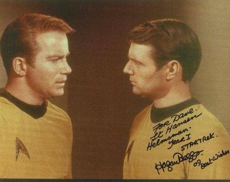 HAGAN BEGGS HAND SIGNED 8x10 COLOR PHOTO+COA WITH CAPTAIN KIRK TO DAVE ...