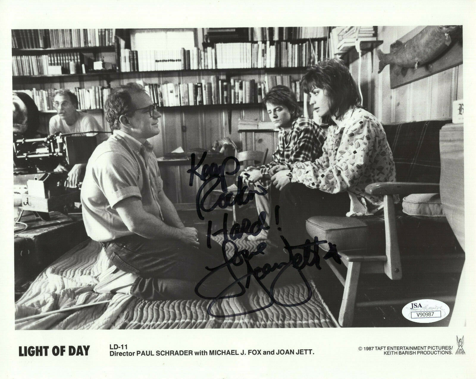 JOAN JETT HAND SIGNED 8x10 PHOTO VERY RARE POSE WITH MICHAEL J. FOX JSA ...