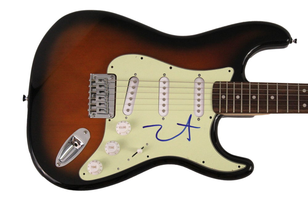 KANYE WEST SIGNED AUTOGRAPH FULL SIZE FENDER ELECTRIC GUITAR COLLEGE ...