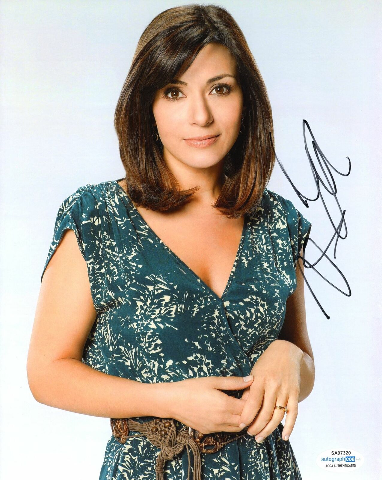 MARISOL NICHOLS SIGNED THE GATE 8X10 PHOTO ACOA | Autographia