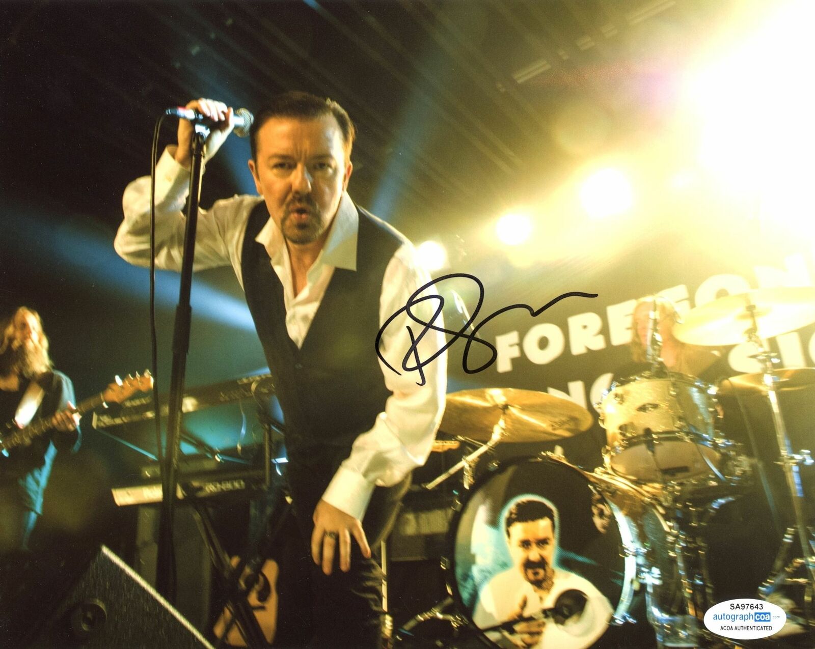 RICKY GERVAIS SIGNED DAVID BRENT: LIFE ON THE ROAD THE OFFICE 8X10 ...