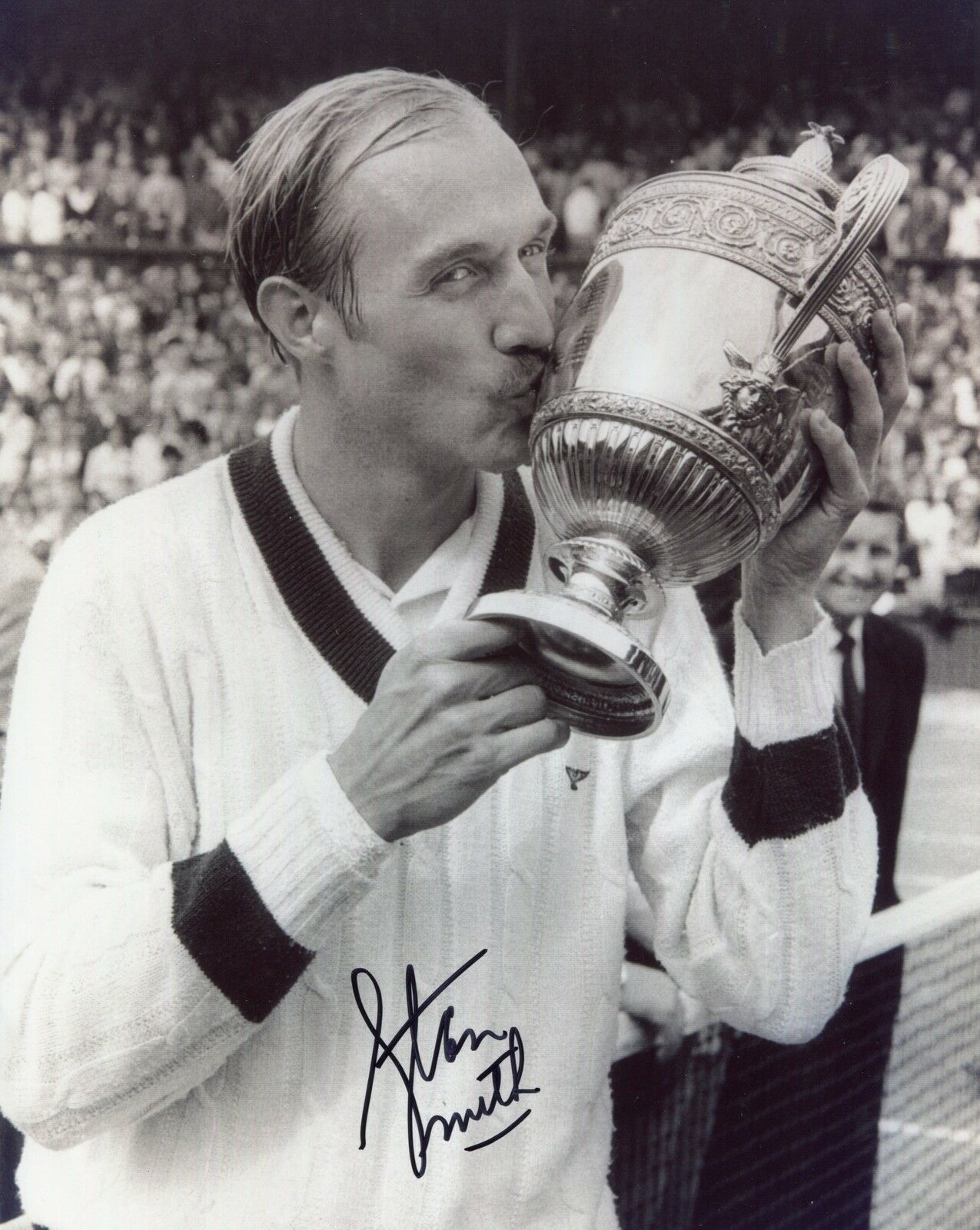 STAN SMITH HAND SIGNED 8x10 PHOTO+COA TENNIS LEGEND KISSING TROPHY ...