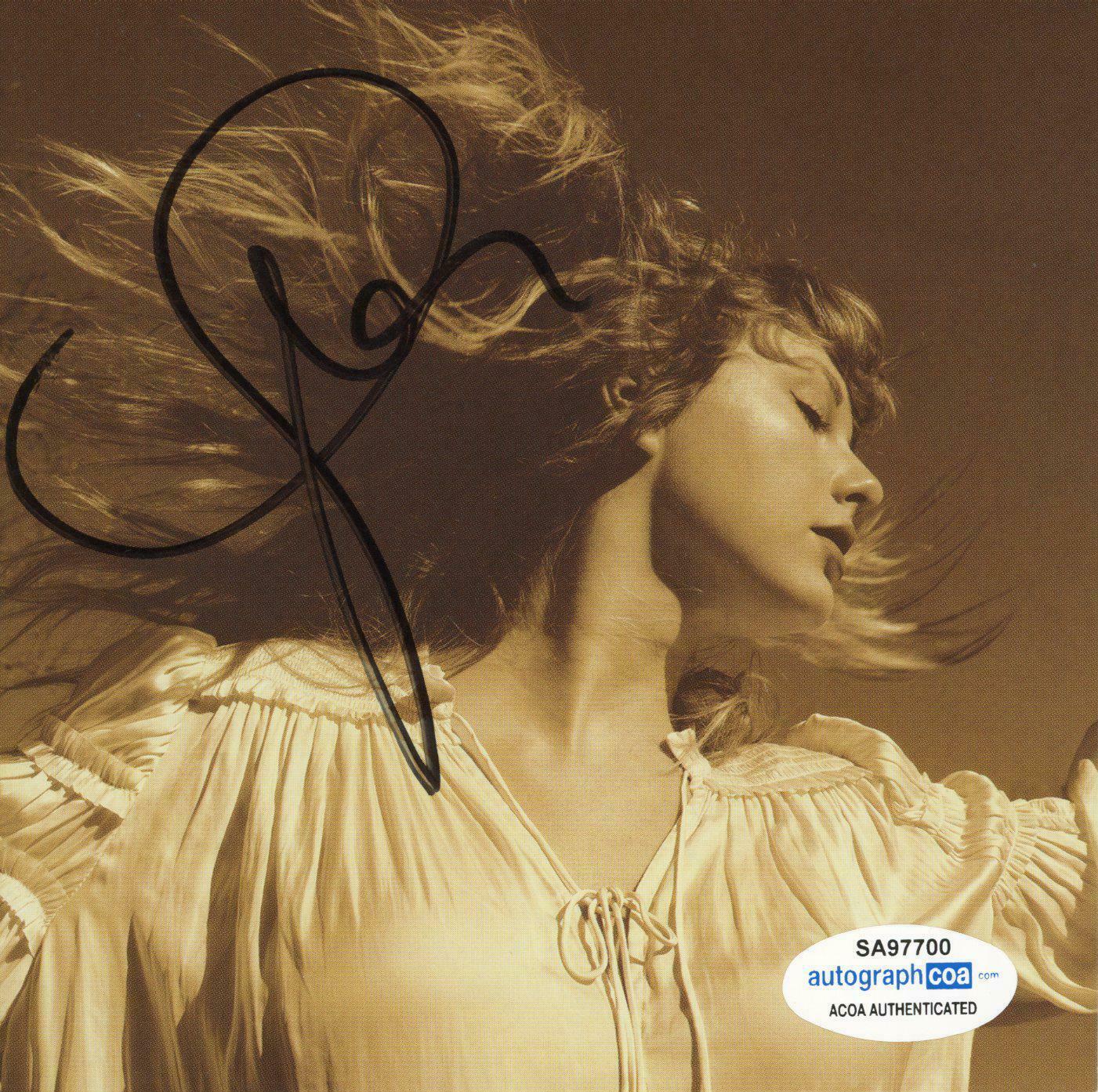 Taylor Swift "Fearless (Taylor's Version)" AUTOGRAPH Signed CD Booklet ...