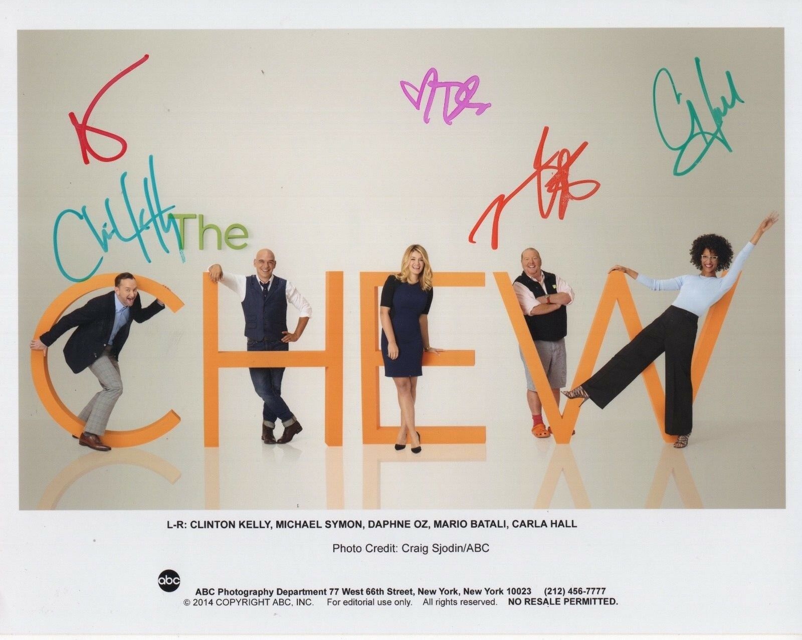 THE CHEW HAND SIGNED 8x10 COLOR PHOTO+COA SIGNED BY THE ENTIRE CAST ...