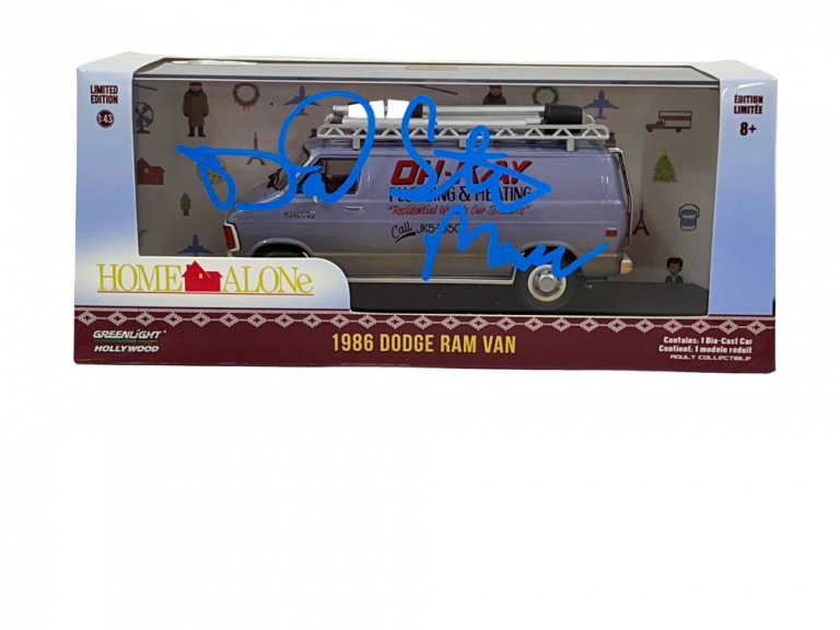 DANIEL STERN SIGNED HOME ALONE DIECAST CAST VAN 1:43 AUTOGRAPH BECKETT ...