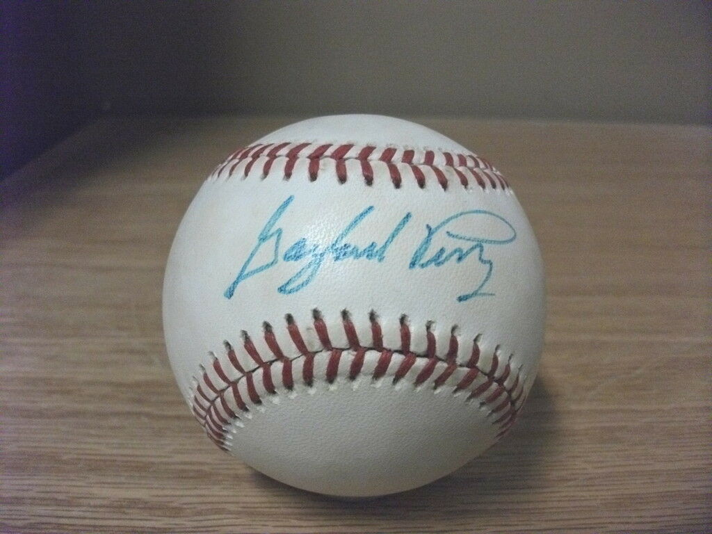 Gaylord Perry Giant Signed Autographed OML Baseball PSA | Autographia