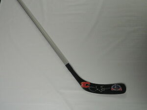 JOE NIEUWENDYK SIGNED HOCKEY STICK CALGARY FLAMES 1989 STANLEY CUP HOF ...