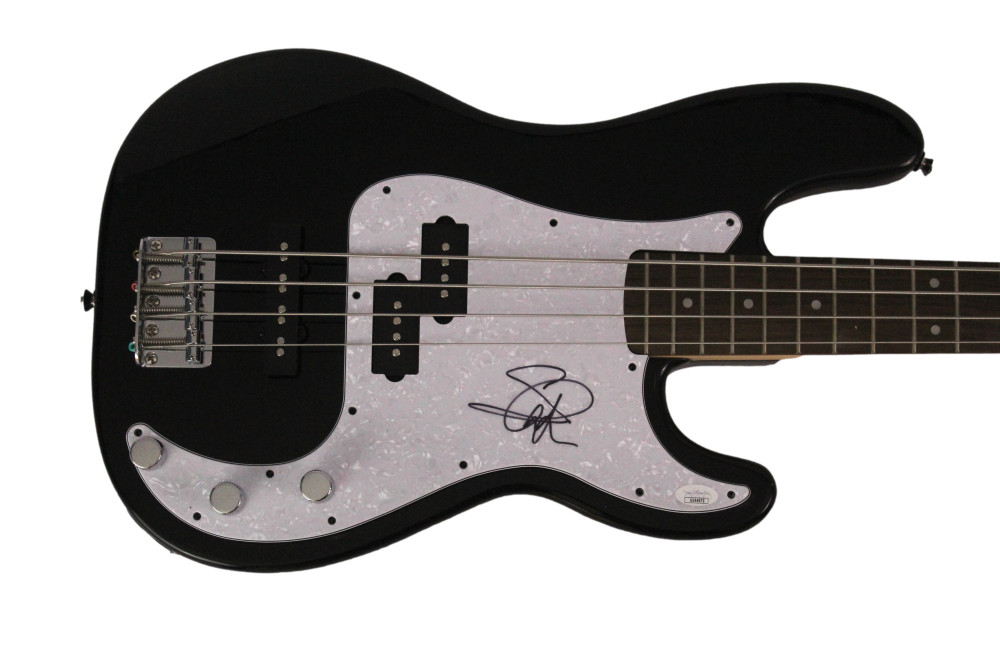 STEVE HARRIS SIGNED AUTOGRAPH BLACK FENDER ELECTRIC BASS GUITAR IRON ...