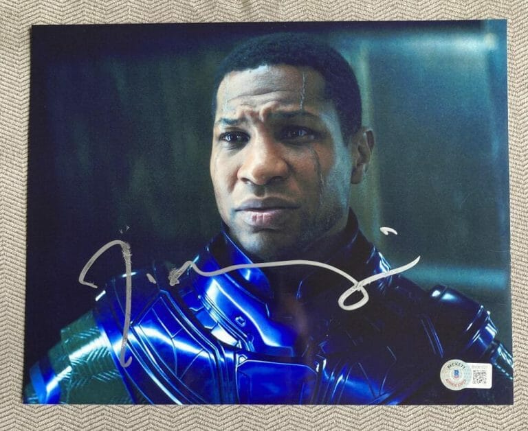 Marvel Movie Memorabilia - Signed Autographs, Props for Sale - Captain ...