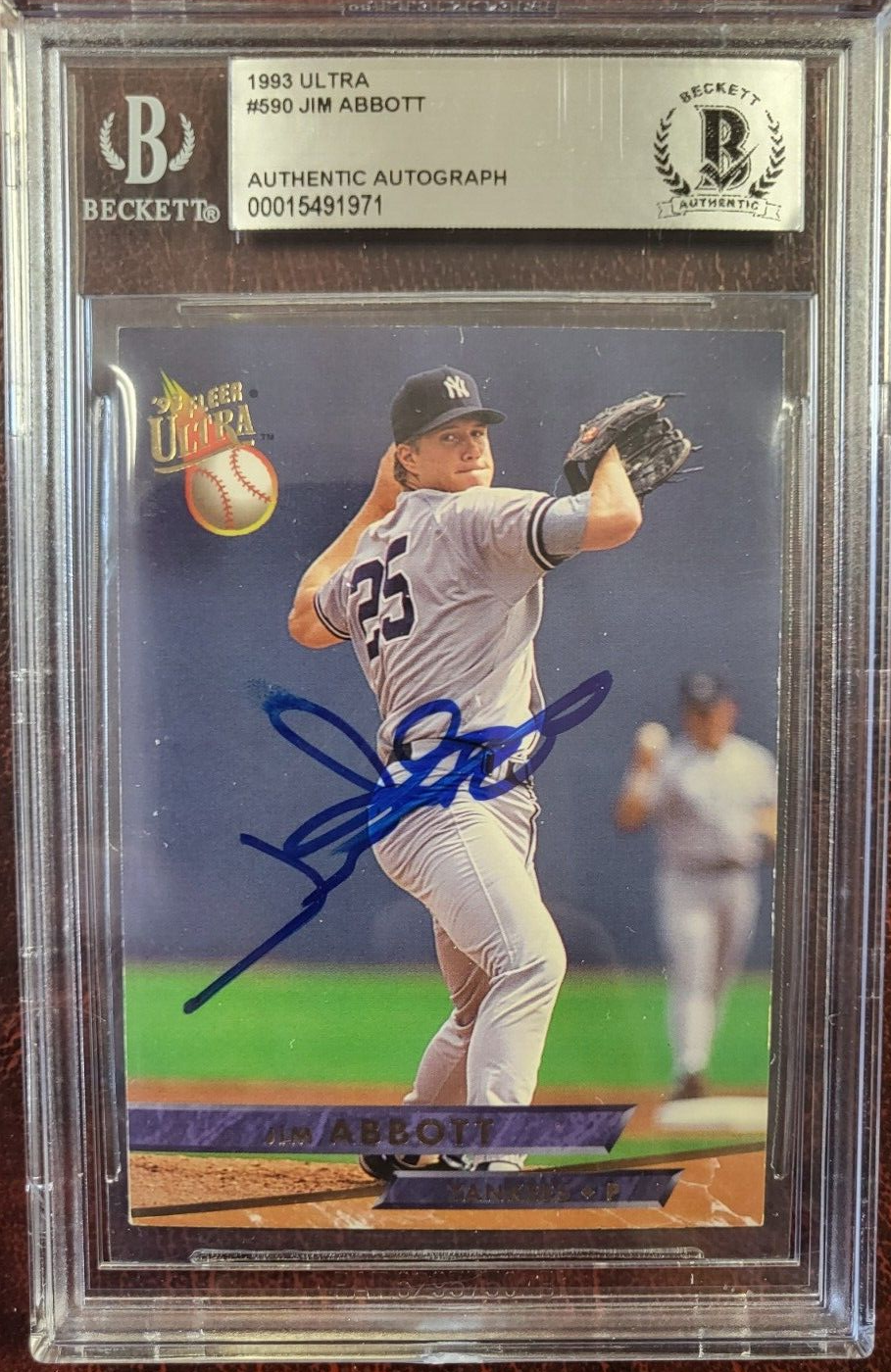 1993 FLEER ULTRA JIM ABBOTT YANKEES SIGNED AUTOGRAPH #590 CARD BECKETT ...
