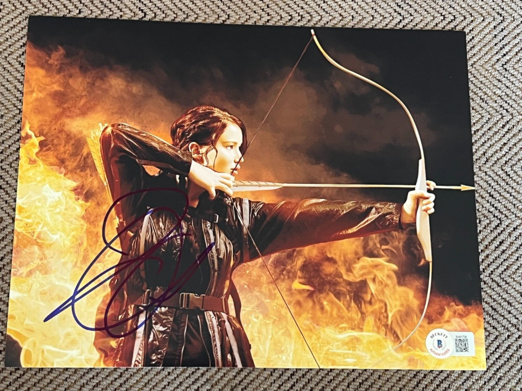 JENNIFER LAWRENCE SIGNED AUTOGRAPH 8x10 PHOTO HUNGER GAMES BECKETT BAS ...