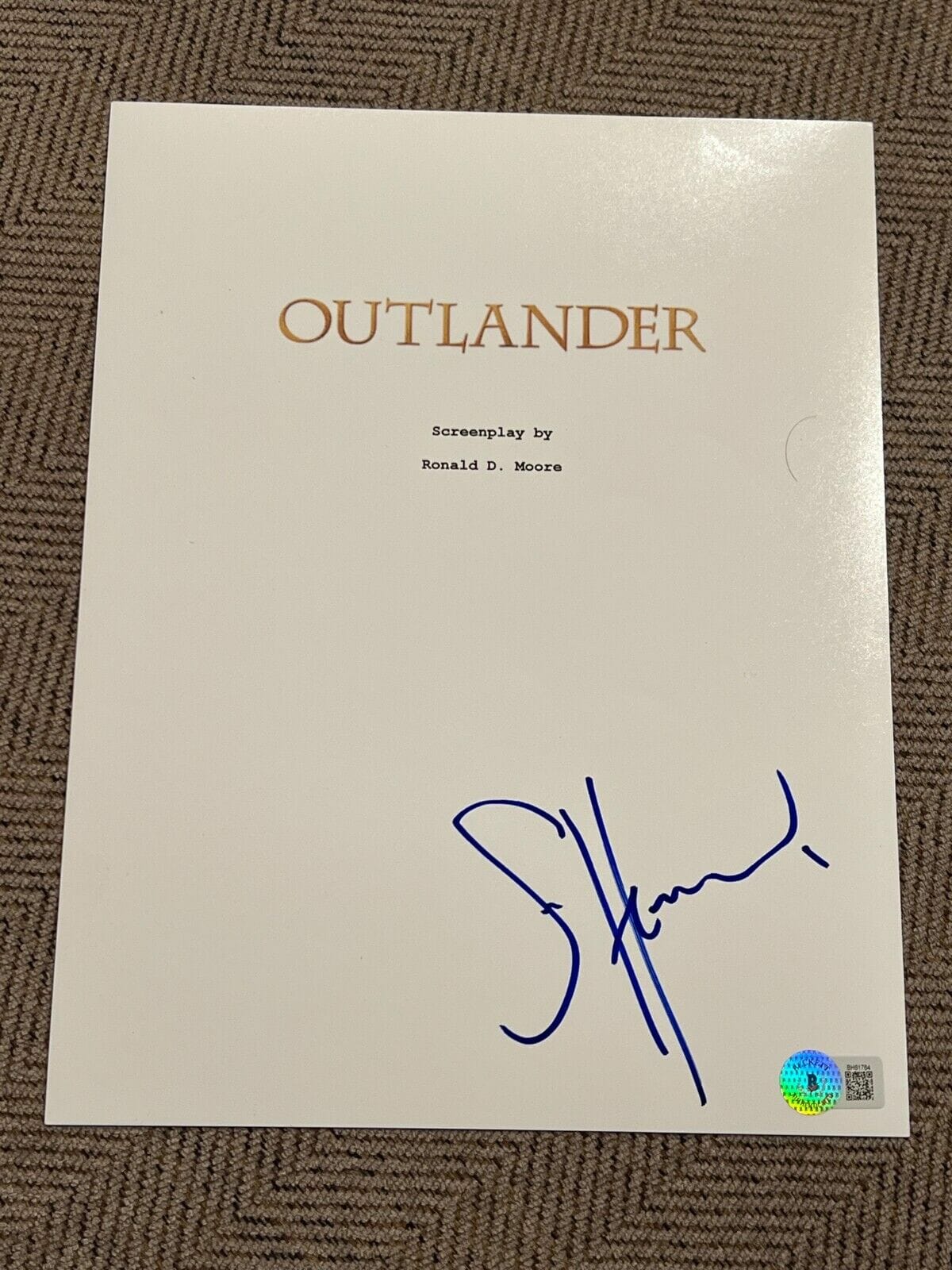 SAM HEUGHAN SIGNED AUTOGRAPH MOVIE SCRIPT OUTLANDER BECKETT BAS COA E ...