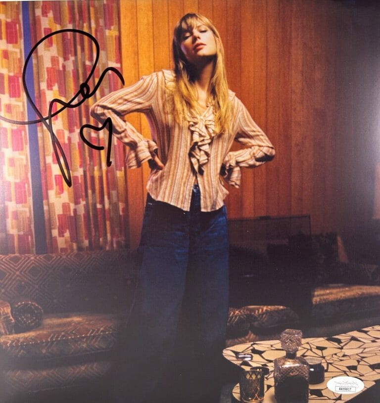 Shop Exclusive Taylor Swift Memorabilia | Autographia