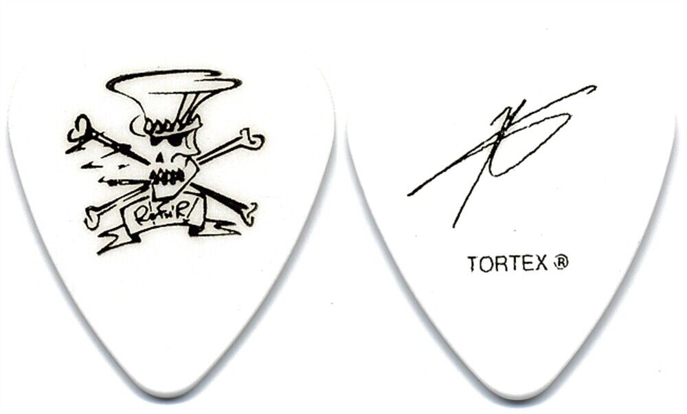Slash Myles Kennedy 2010 solo tour signature w/tortex Guitar Pick Guns ...