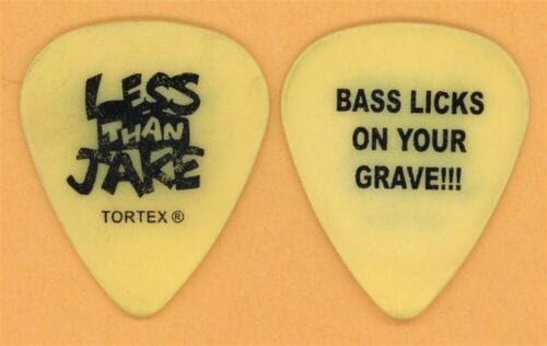 Less than Jake 2006 In with the Out Crowd tour Roger Lima band Guitar ...