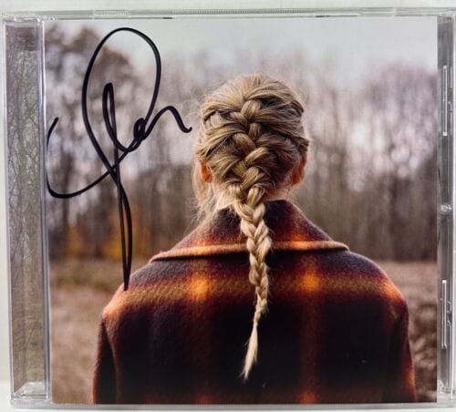 Shop Exclusive Taylor Swift Memorabilia | Autographia