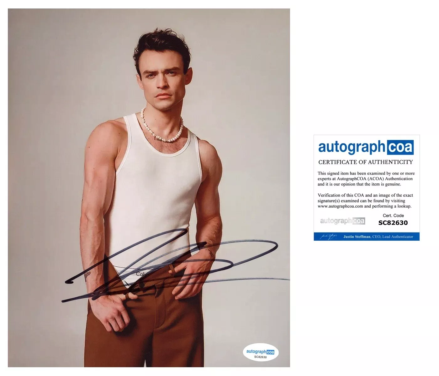 Thomas Doherty ‘Gossip Girl’ Signed Actor ‘Max Wolfe’ ACOA | Autographia