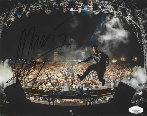 MARTIN GARRIX SIGNED 8X10 PHOTO DJ AREA 21 IBIZA POGO GOLD SKIES SENTIO ...