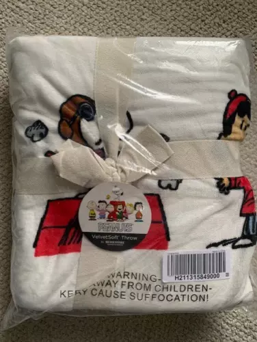 PEANUTS SNOOPY 55x70 VELVETSOFT THROW BY BERKSHIRE NEW+IN ORIGINAL ...