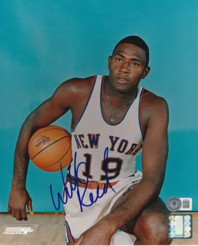 WILLIS REED (New York Knicks) Signed 8x10 PHOTO Beckett Authentication BAS | Autographia