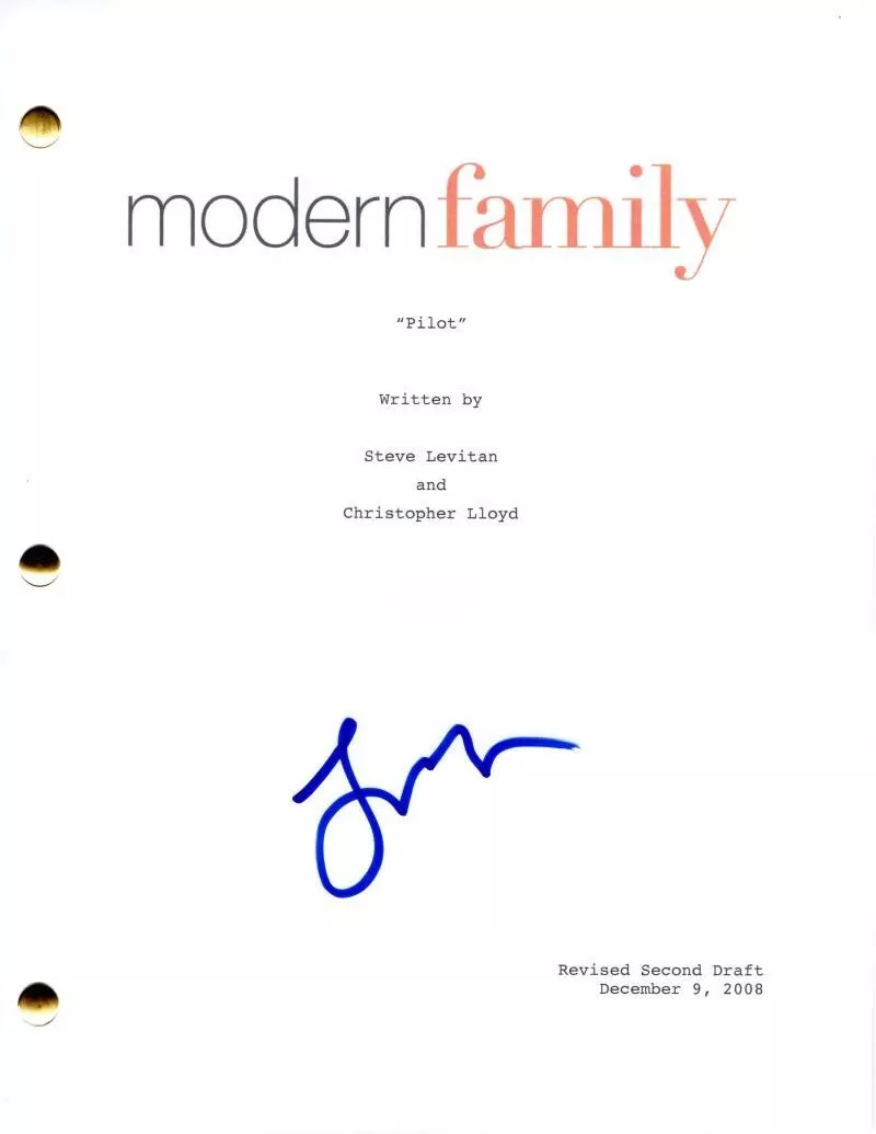 Jesse Tyler Ferguson Signed Autograph Modern Family Full Pilot Script ...