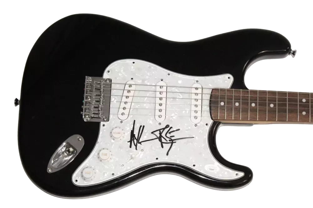 Axl Rose Guns N Roses Signed Autograph Fender Stratocaster Guitar GNR w ...