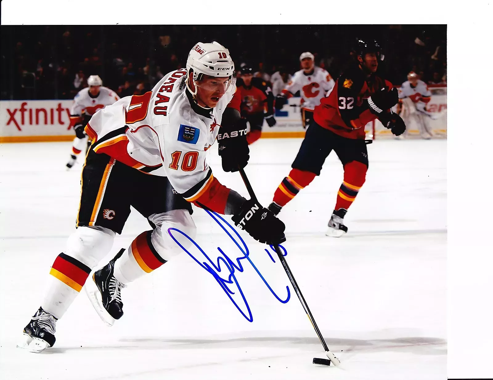 CALGARY FLAMES BLAKE COMEAU SIGNED STICK HANDLING 8X10 Collectible ...