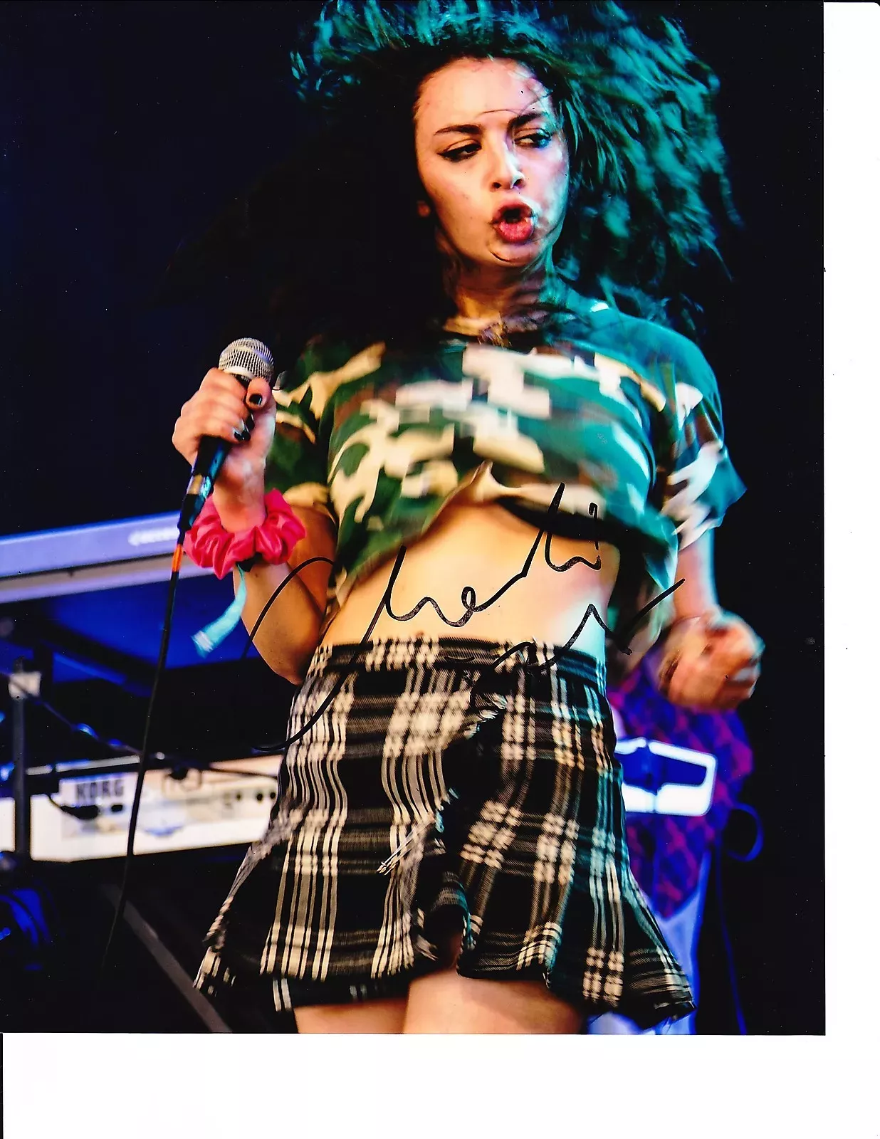 CHARLI XCX CHARLOTTE AITCHISON SIGNED CAMO SHIRT 8X10 Collectible ...