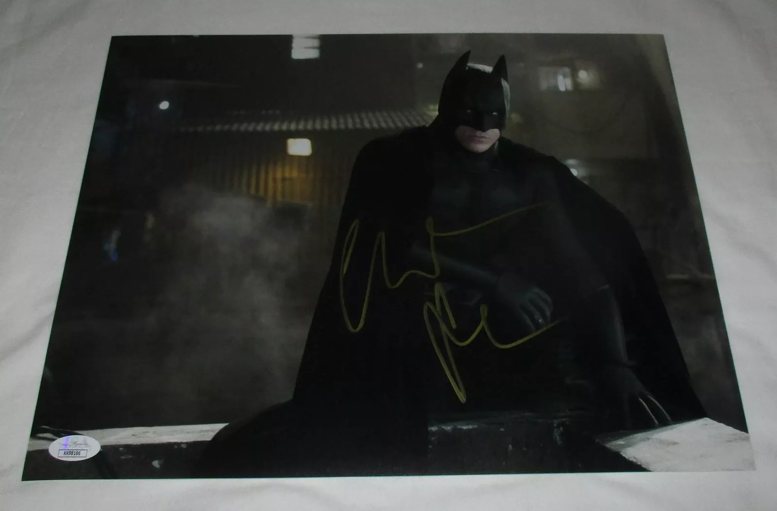CHRISTIAN BALE SIGNED BATMAN DARK KNIGHT 11X14 PHOTO 4 JSA | Autographia