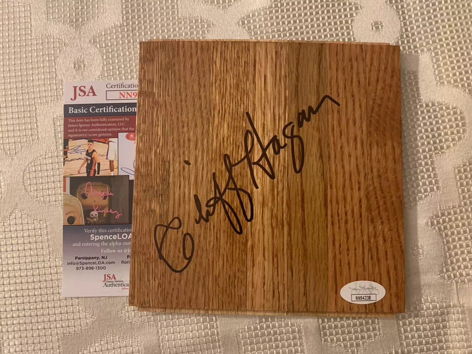 Cliff Hagan signed 6 x6 Wood floor tile Kentucky Wildcats JSA ...