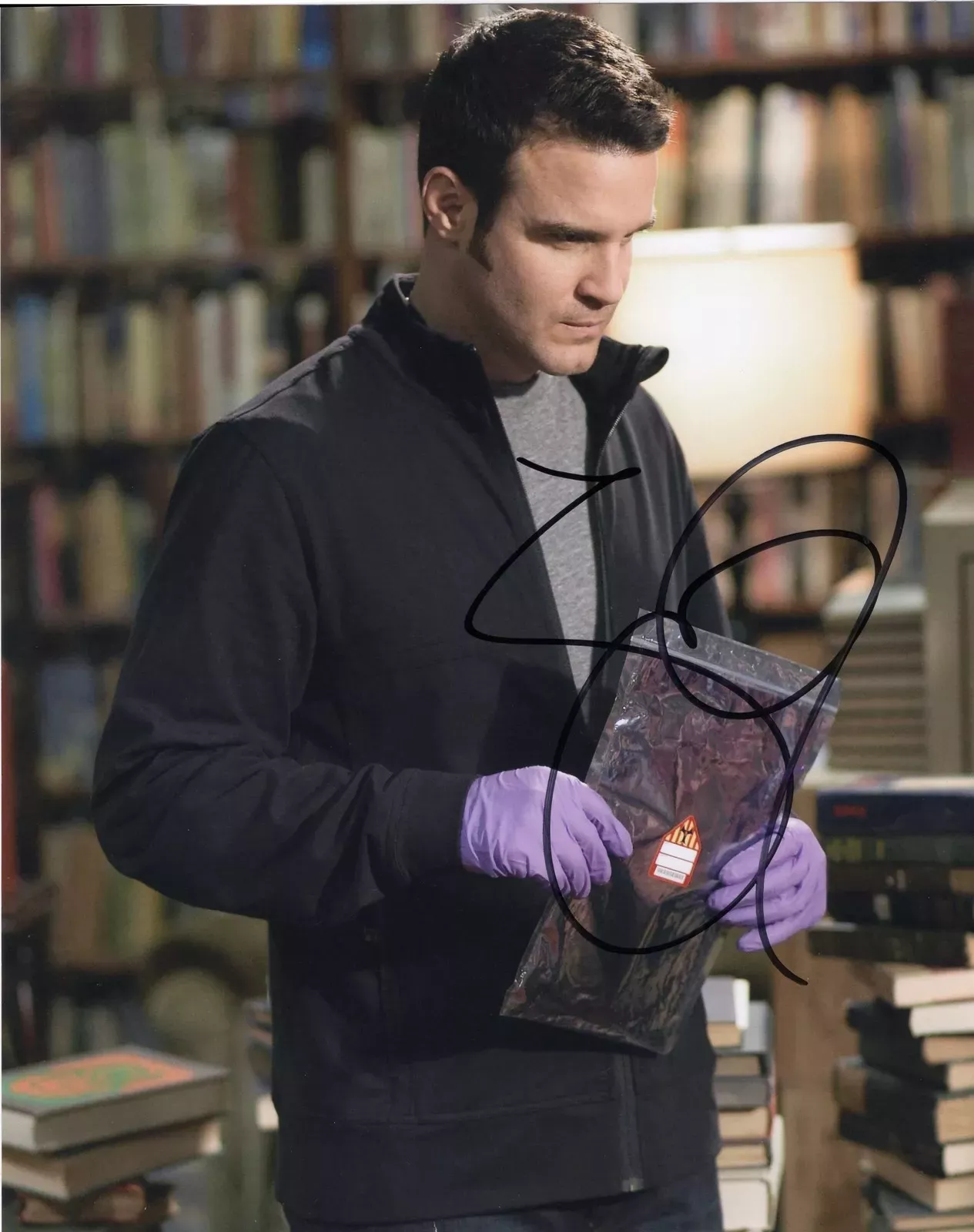 Eddie McClintock Warehouse 13 Pete Lattimer Signed 8x10 Photo w/COA ...