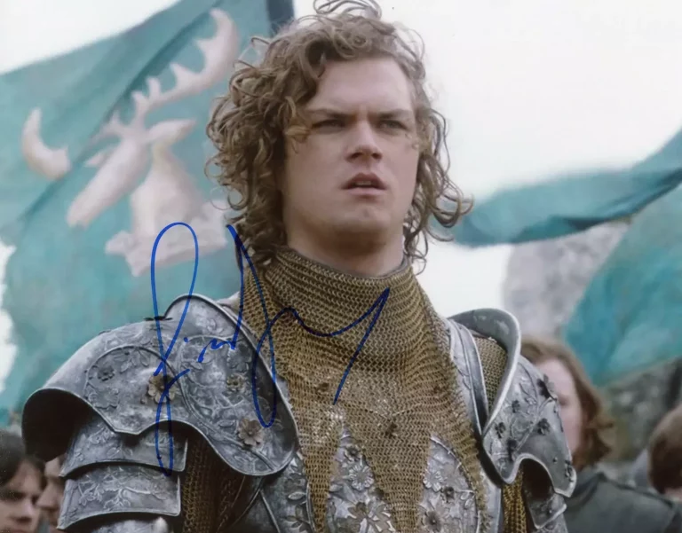 Finn Jones "Game of Thrones" AUTOGRAPH Signed 8x10 Photo ACOA ...