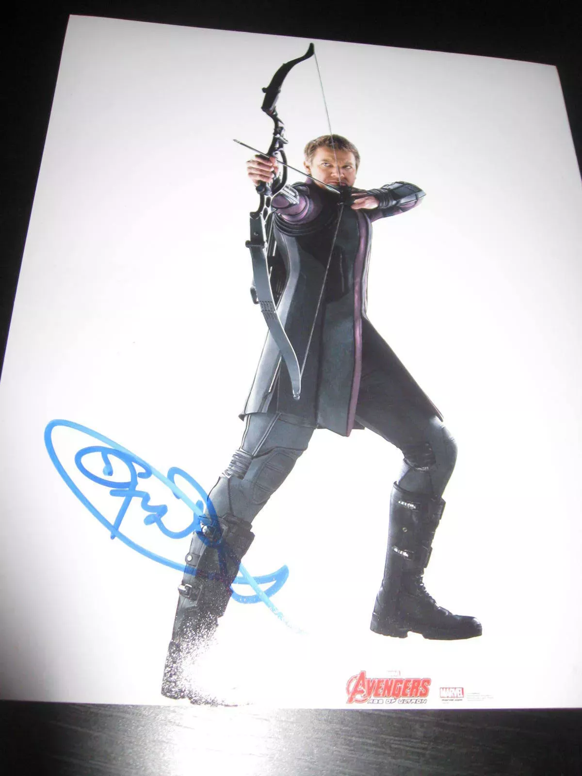 JEREMY RENNER SIGNED AUTOGRAPH 8x10 PHOTO AVENGERS HAWKEYE AGE OF ...