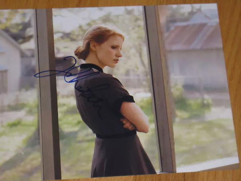 JESSICA CHASTAIN SIGNED AUTOGRAPH 8x10 TREE OF LIFE COA | Autographia