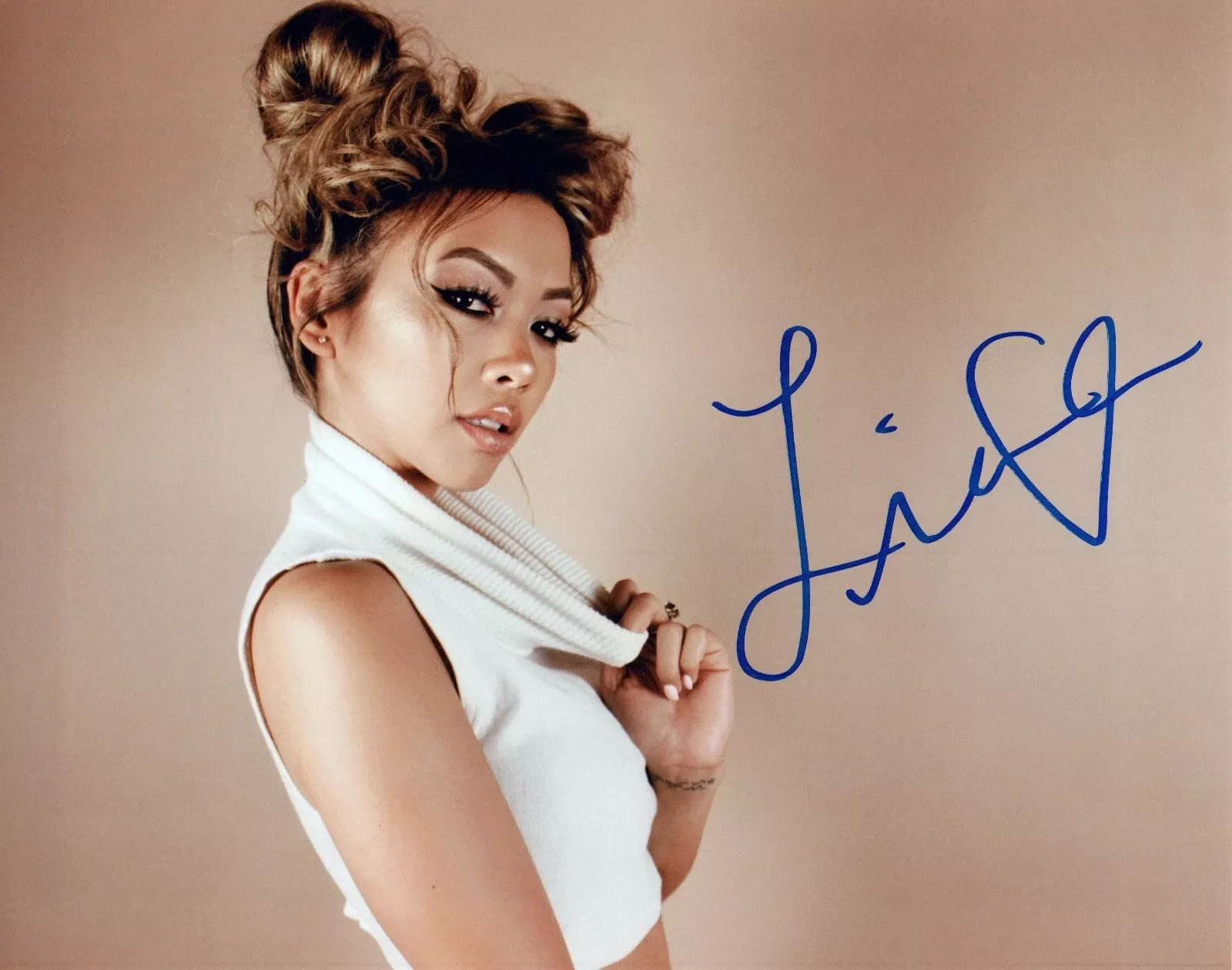 Liane V LianeV Signed Autograph 8x10 Photo Hot Sexy Instagram Model Singer COA | Autographia