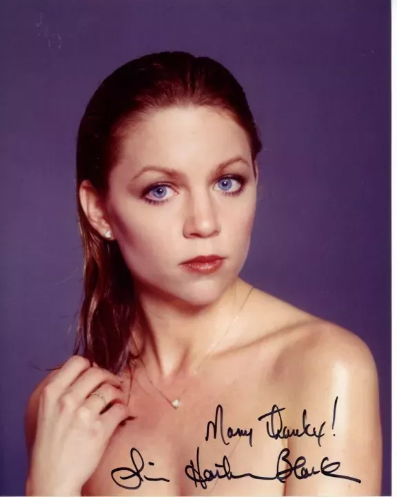 LISA HARTMAN BLACK signed autographed photo WIFE OF CLINT | Autographia