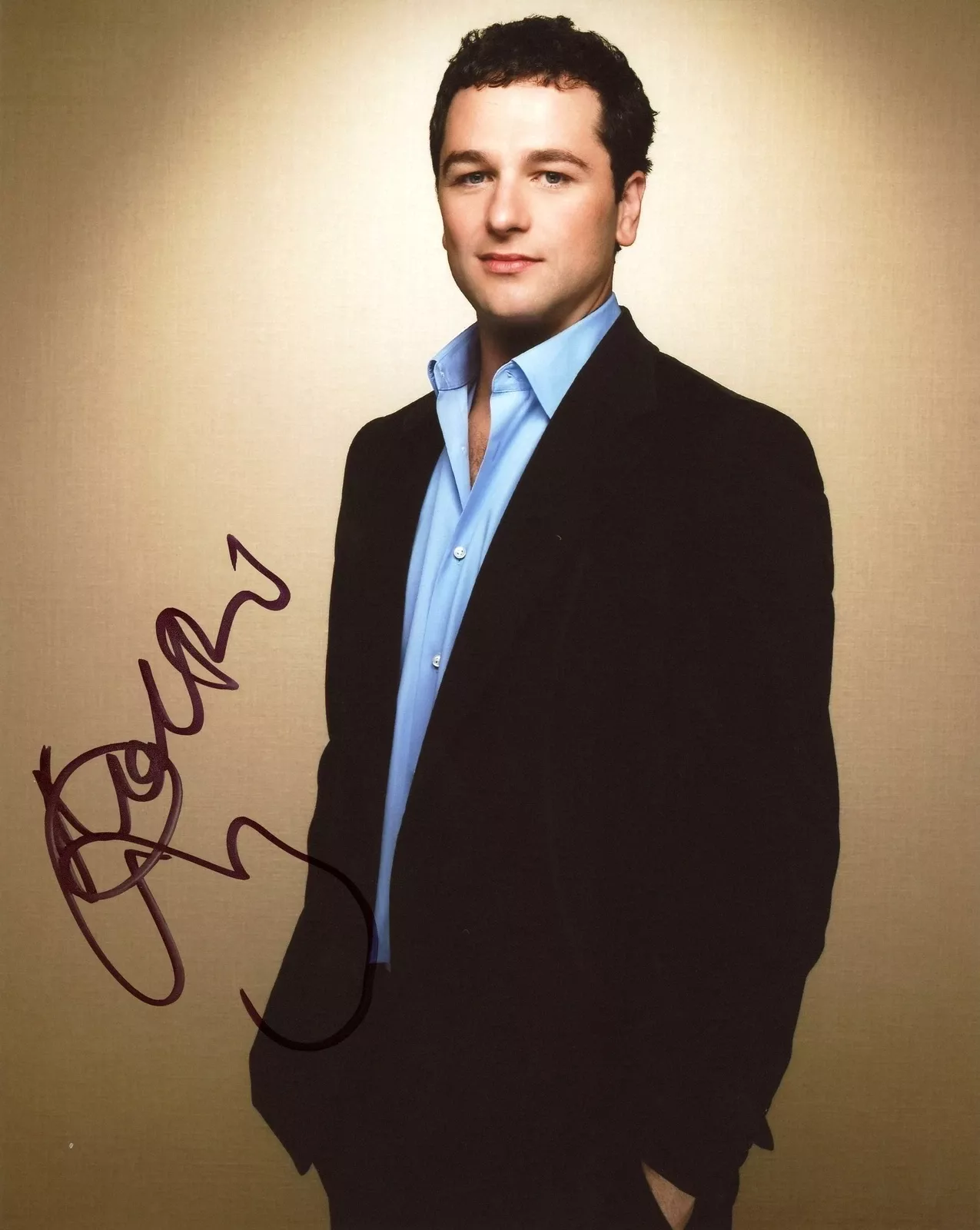 Matthew Rhys "Brothers & Sisters" AUTOGRAPH Signed 8x10 Photo B ACOA ...