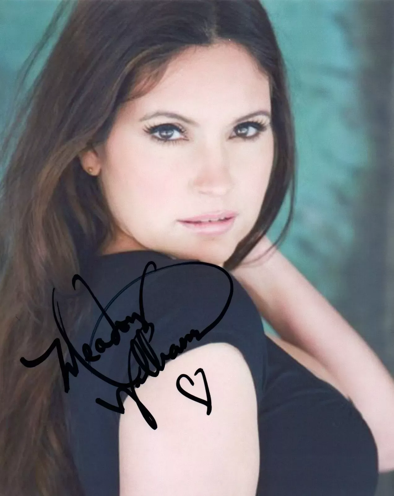 Meadow Williams Signed Autographed 8x10 Photo Den of Thieves Actress ...