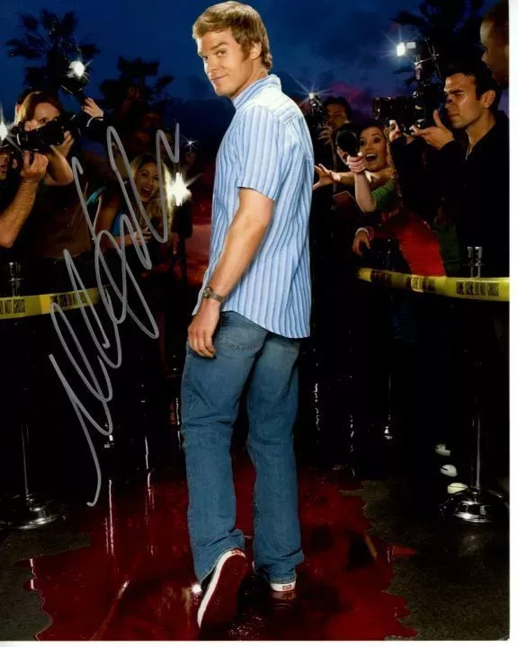 MICHAEL C. HALL signed autographed DEXTER photo Collectible Memorabilia | Autographia