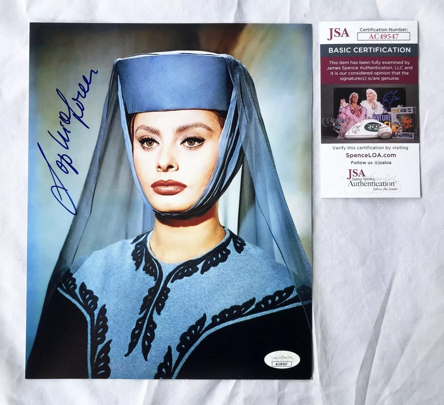 Sophia Loren Signed 8x10 Photo JSA 7 COA | Autographia