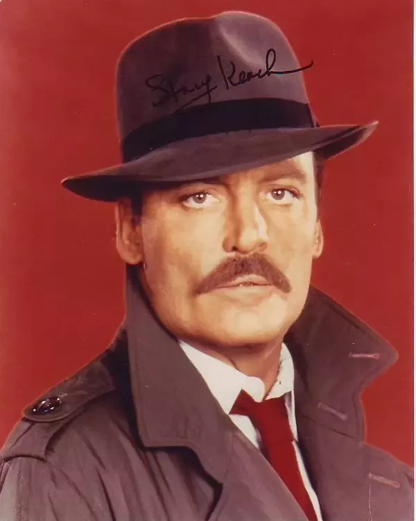 STACY KEACH Signed MIKE HAMMER Photo w/ Hologram COA Collectible ...