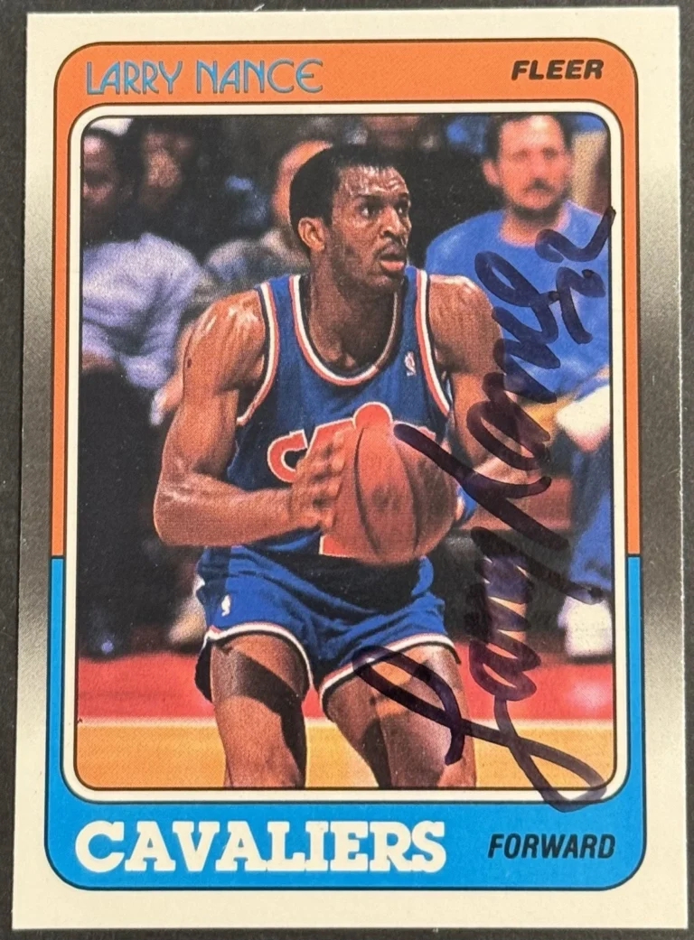 Larry Nance Signed 1988-89 Fleer Base Card Cleveland Cavaliers BAS ...