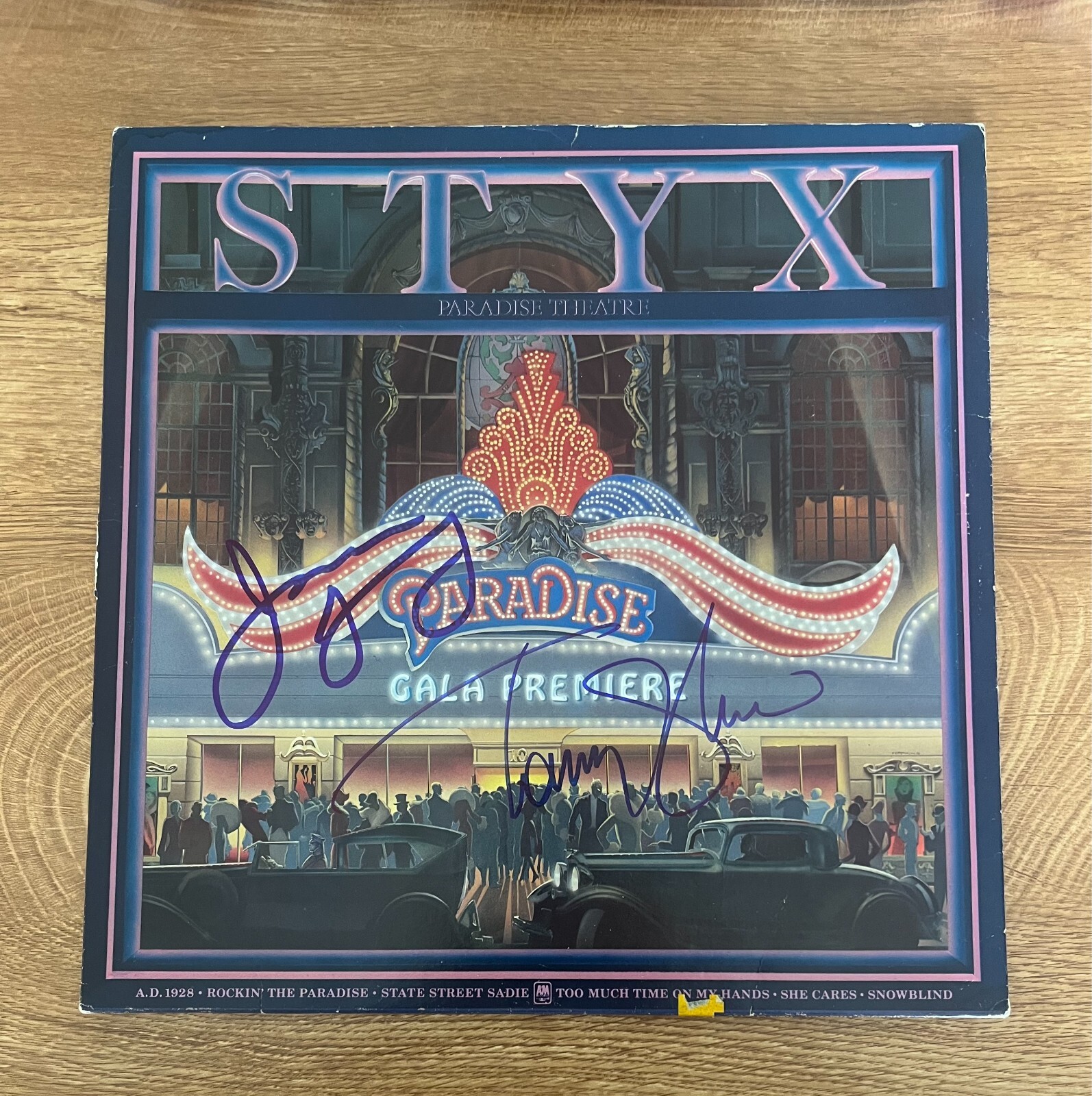 * STYX * signed album * PARADISE THEATER * JAMES YOUNG & TOMMY SHAW ...